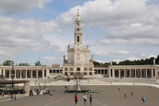 2 COUNTRIES SPAIN PORTUGAL WITH FATIMA BY EMIRATES Angkasa Tours & Travel